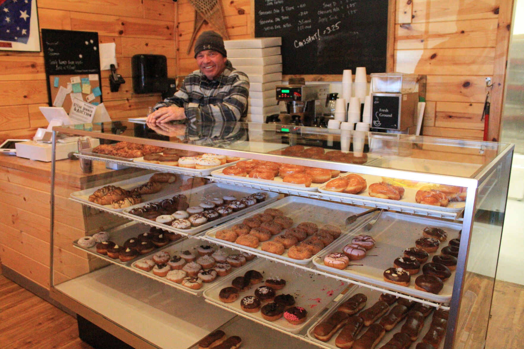 Business Beat: Canyon Donuts | Features | williamsnews.com