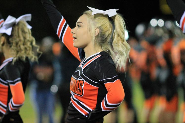 Williams cheerleaders rally the crowd at Oct. 16 game | Sports ...