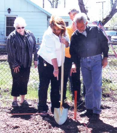 Habitat for Humanity breaks ground for new home | News | williamsnews.com