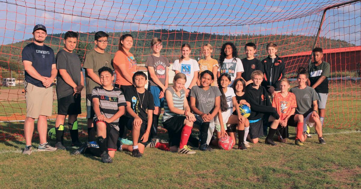 Williams Falcons soccer preps for games | Sports | williamsnews.com