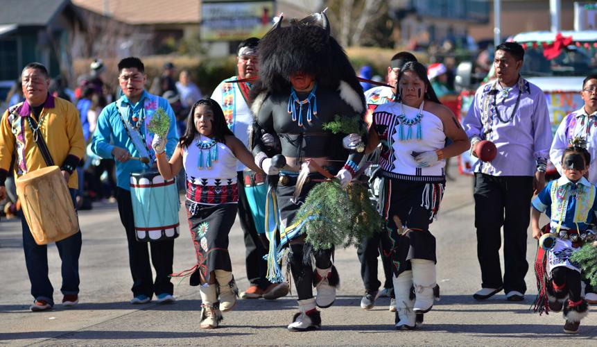 Winslow Christmas Parade 2019 | Photo Galleries | williamsnews.com