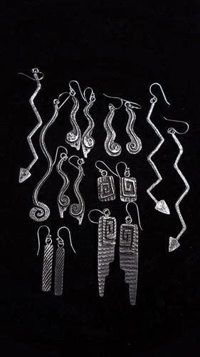 Hopi artist and silversmith Jonah Hill | Photo Galleries | williamsnews.com