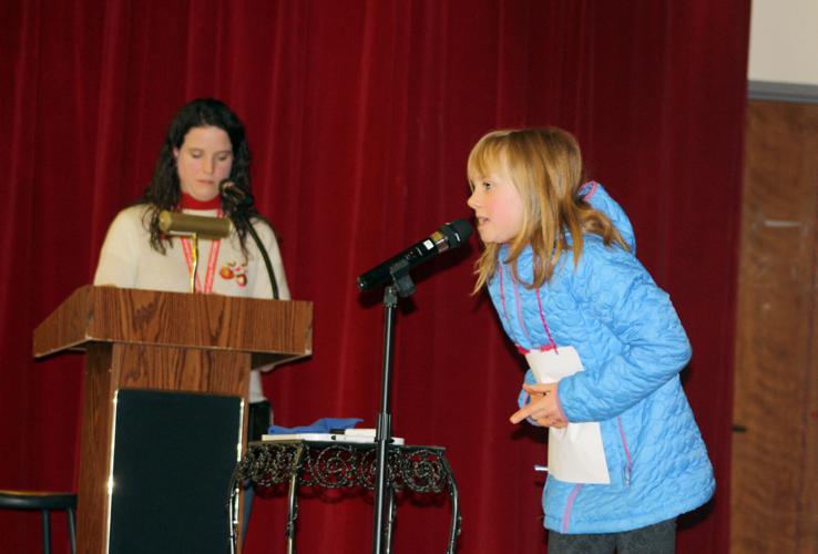 Grand Canyon Elementary Students Compete In Spelling Bee | Photo ...