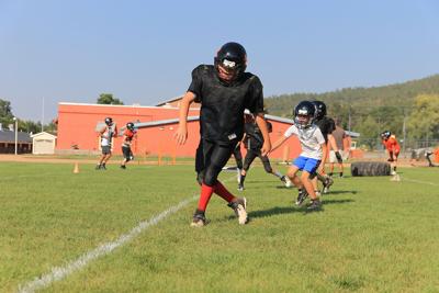 Williams’ Bengals and Tigers youth football teams take the field ...