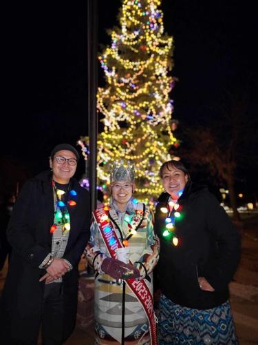 Miss Navajo Amy Begay visits community members | Photo Galleries ...