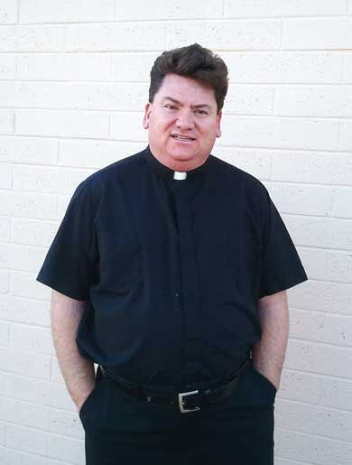 New pastor for El Cristo Rey | Features | williamsnews.com