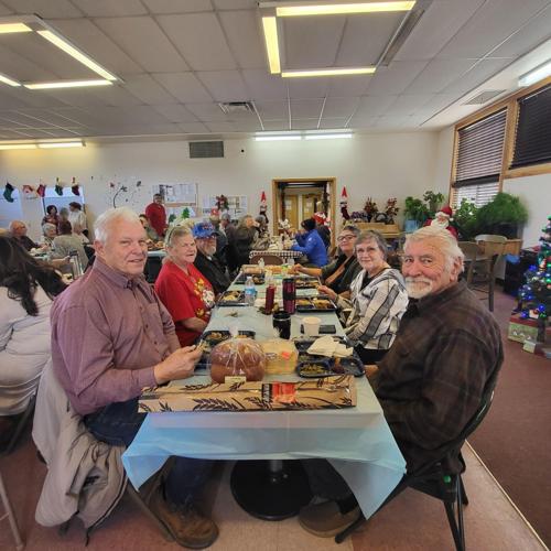 Williams Senior Center dinner | Photo Galleries | williamsnews.com
