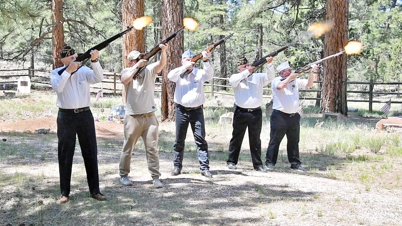 Grand Canyon remembers the fallen: John Ivens Post 42 offers 21-gun ...