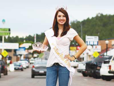 Handing over the crown | News | williamsnews.com