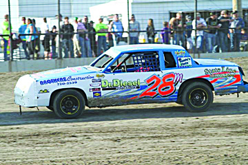 Racing is a hobby for Mattox | Local Sports News | willistonherald.com