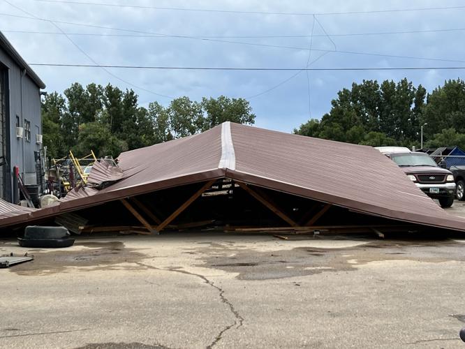 High winds rip roof off local business | Local News | willistonherald.com