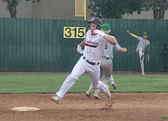 Keybirds split against Mandan | Prep Sports | willistonherald.com