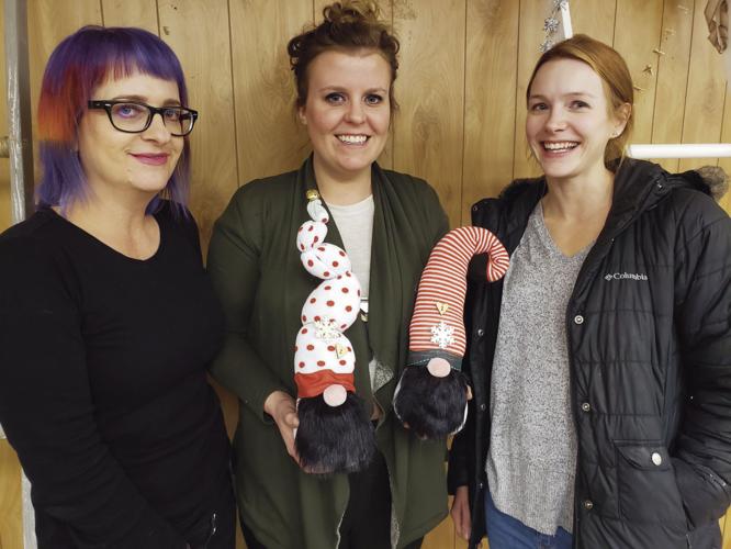 Simply crafting wonderful Christmas gnomes | Williams County ...