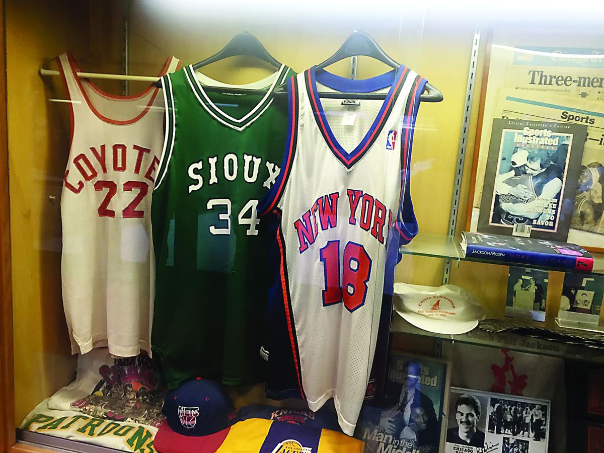 Phil Jackson Field House farewell tonight | Community | willistonherald.com