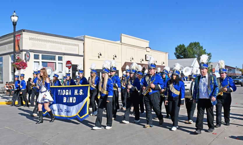 Tioga hosts Farm Festival parade | Local News | willistonherald.com