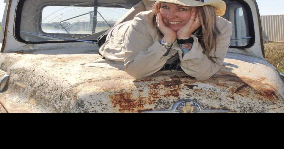 Local artist Daphne Clark chosen to have artwork shown at State Capitol ...