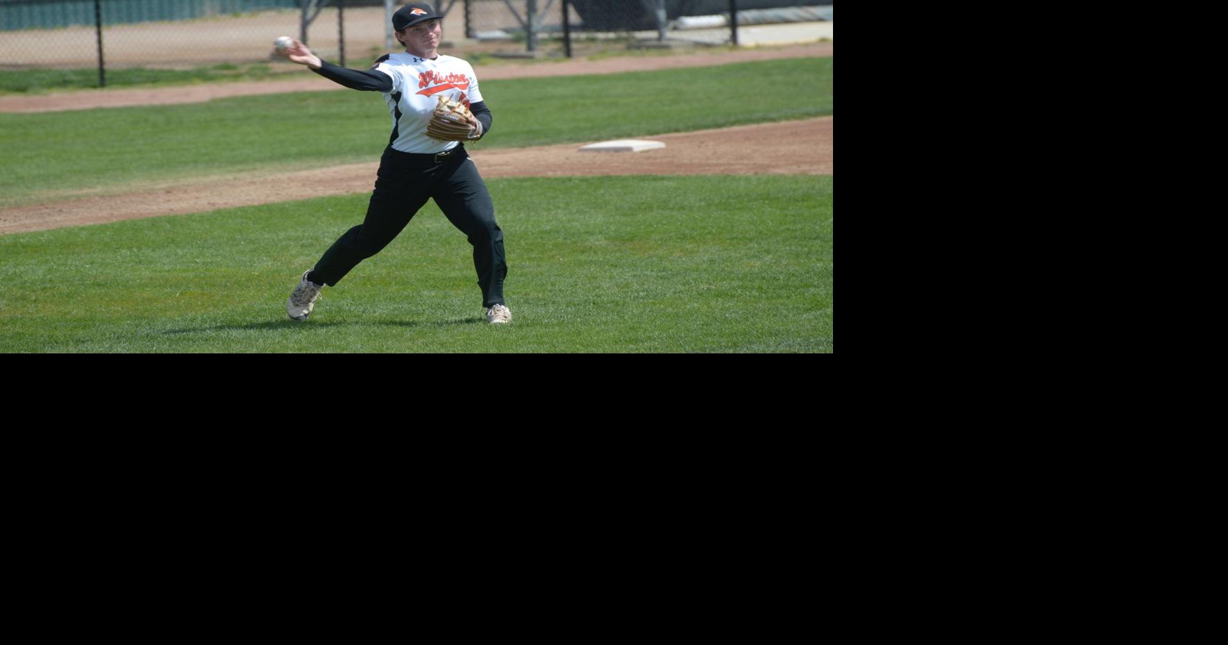 Williston baseball sweeps surging Mandan | Local Sports News ...