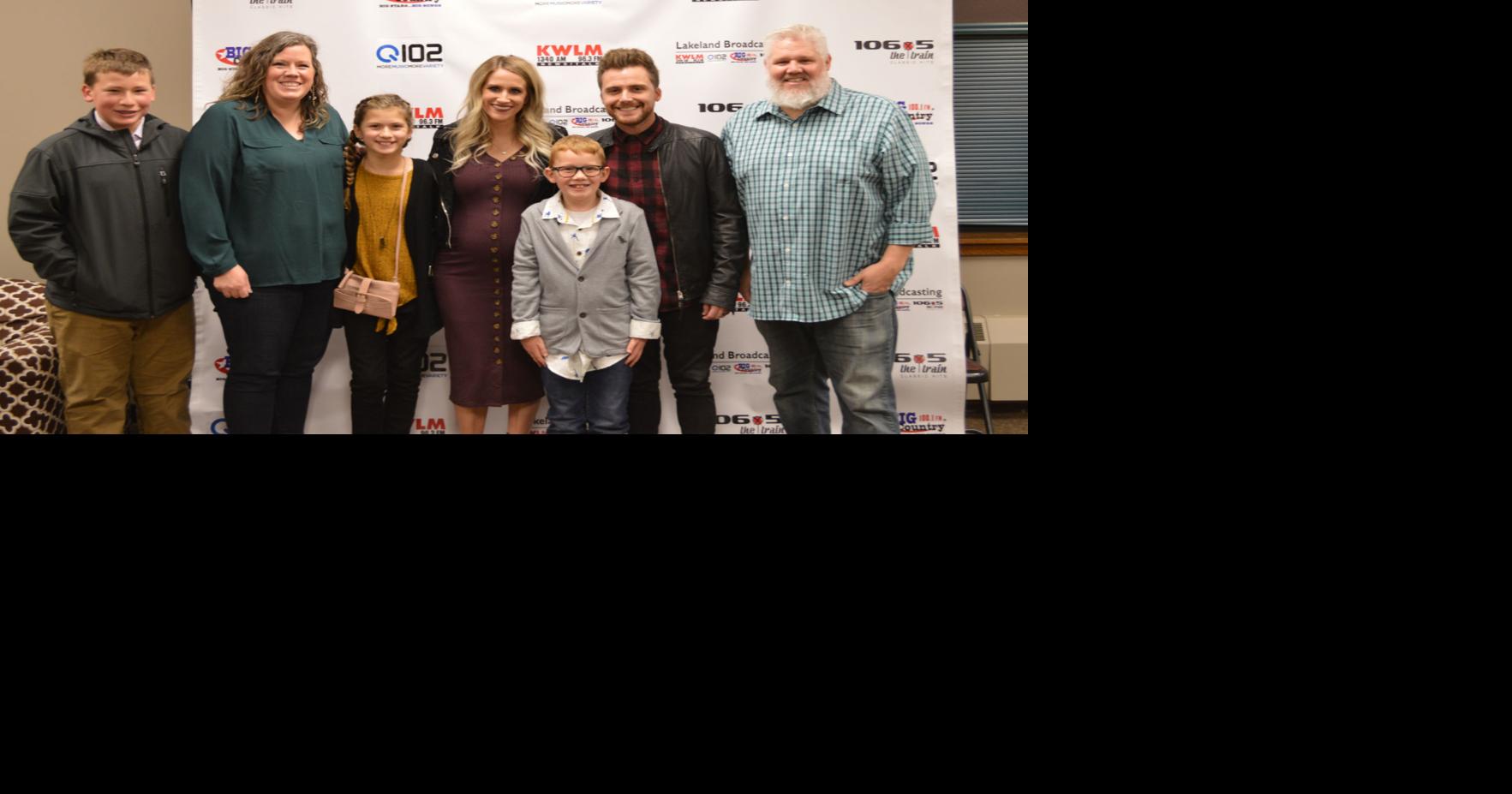 Caleb + Kelsey VIP photos from December 7, 2019 | | willmarradio.com