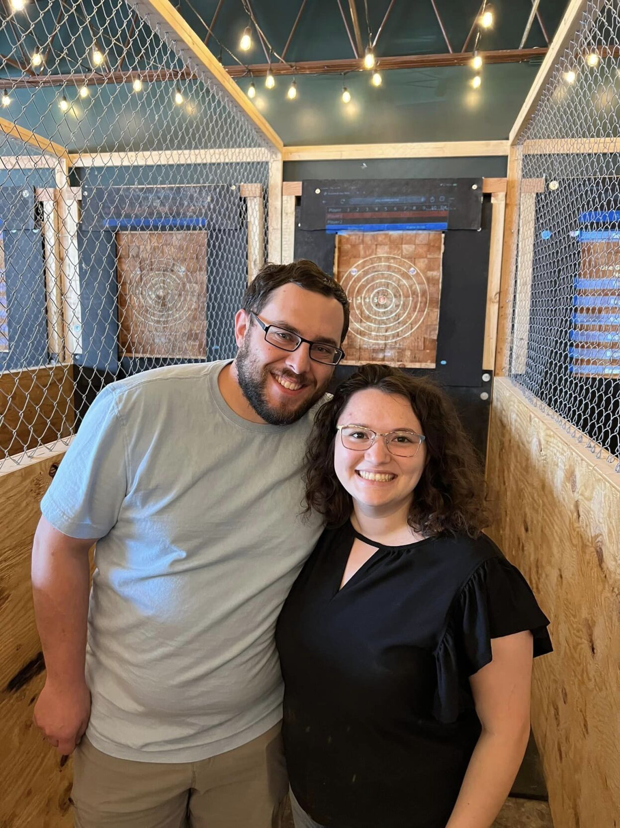 Rendezvous Axe-throwing opens in Willmar | News | willmarradio.com