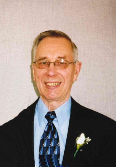 Larry Wessels | Obituaries | willmarradio.com