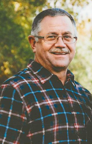 Russell Flaata | Obituaries | willmarradio.com