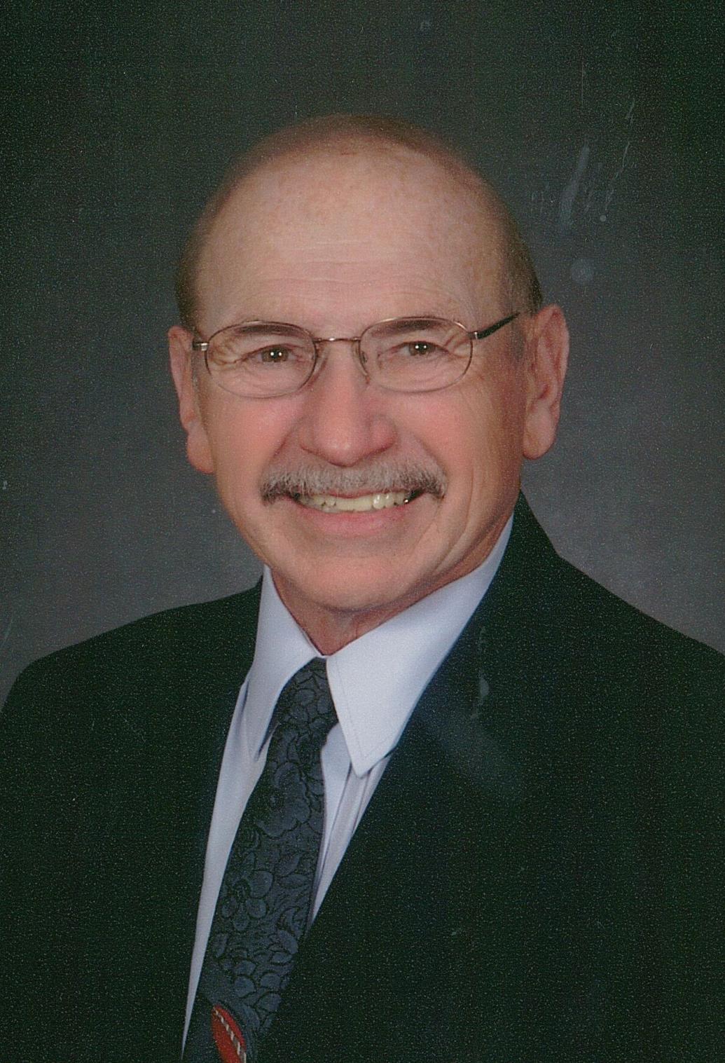 Bob Rosenbrook | Obituaries | willmarradio.com