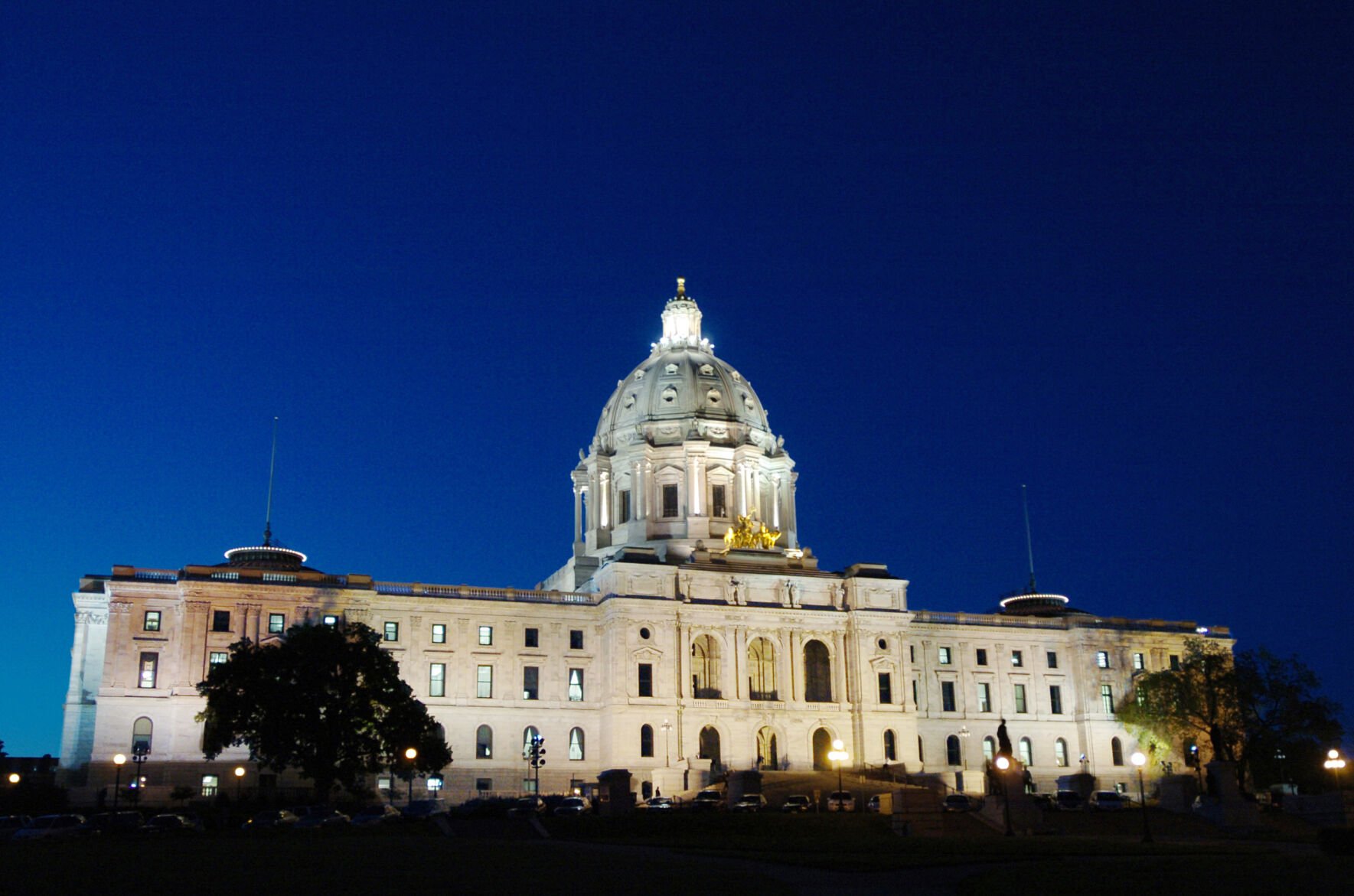 MN Senate working groups begin hearings on gun violence Monday | News ...