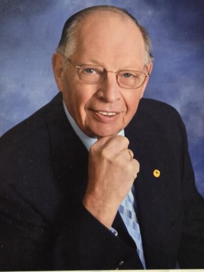 Ronald George Laycock | Obituaries | willmarradio.com