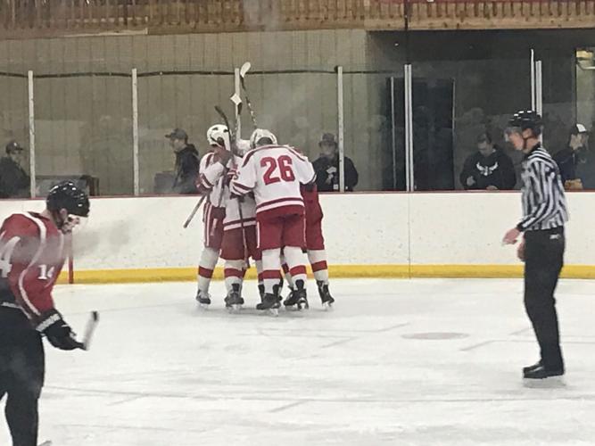 Willmar Boys' Hockey Wins Big Over Fairmont | Sports | willmarradio.com