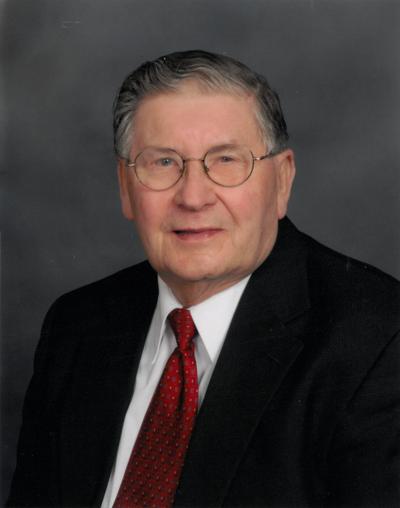 Robert Joseph Fennell | Obituaries | willmarradio.com