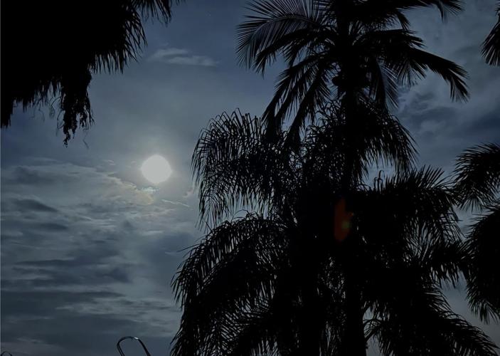 Eyes to the sky: Check out this weekend's full moon | Weather Authority ...