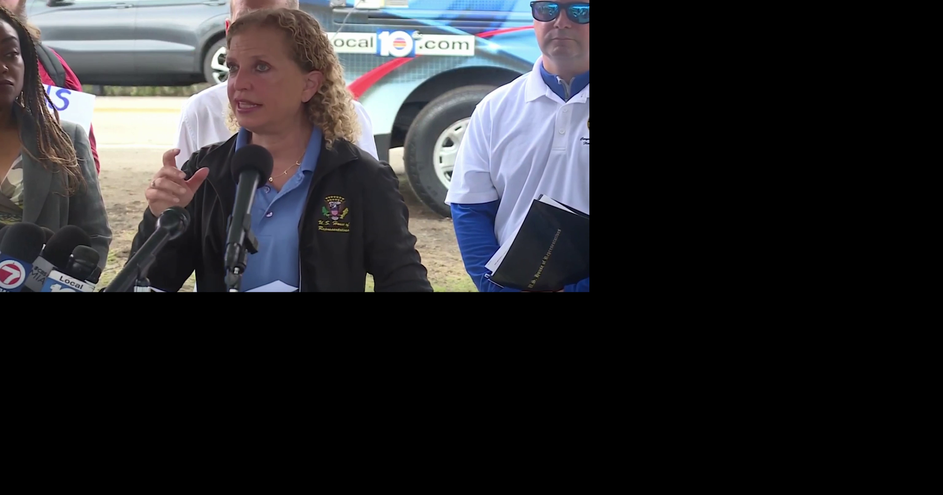 Everglades detention center closure hailed by Rep. Wasserman Schultz ...