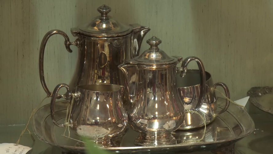 North Fort Myers vintage store robbed of rare $10K French silverware ...