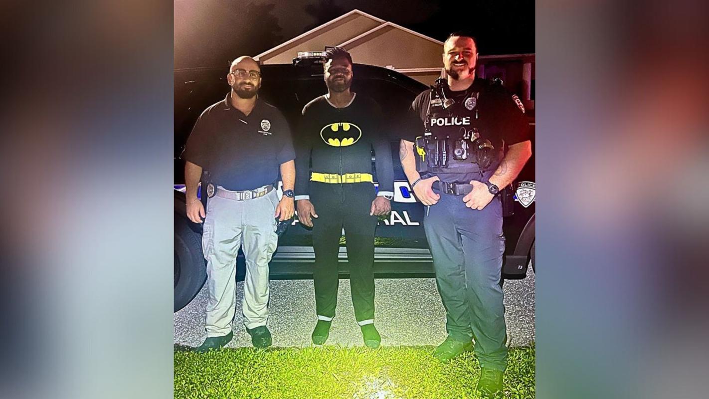 Man wearing Batman-clad pajamas thwarts robbery attempts | Lee County ...