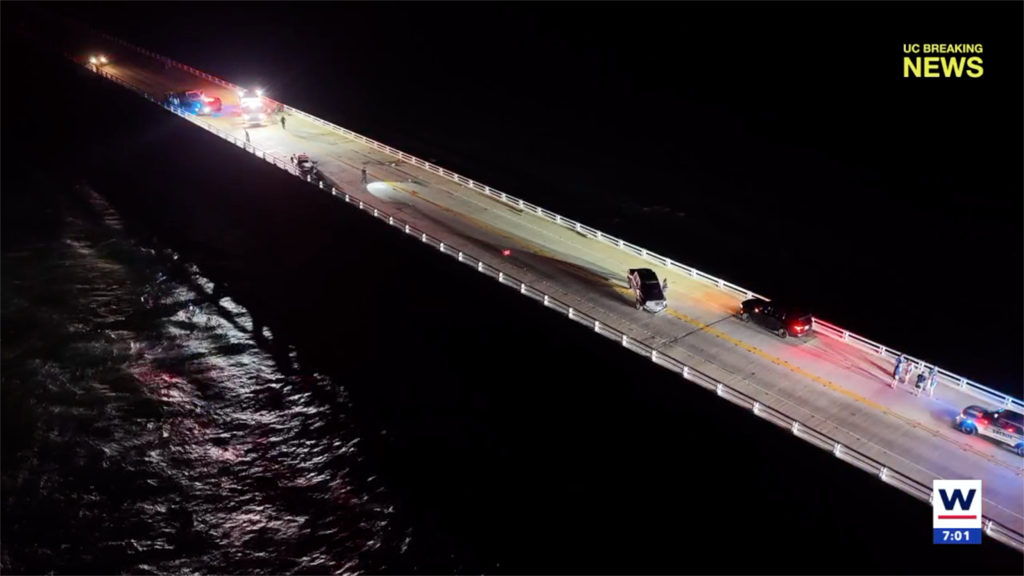 Sanibel Causeway reopens after overnight crash involving 2 cars ...