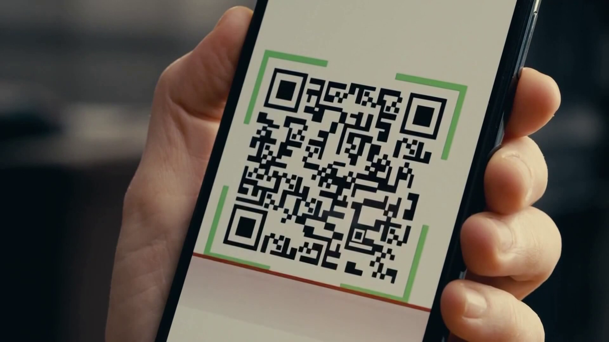 QR code scam alert: How to spot and avoid malicious packages | Crime ...