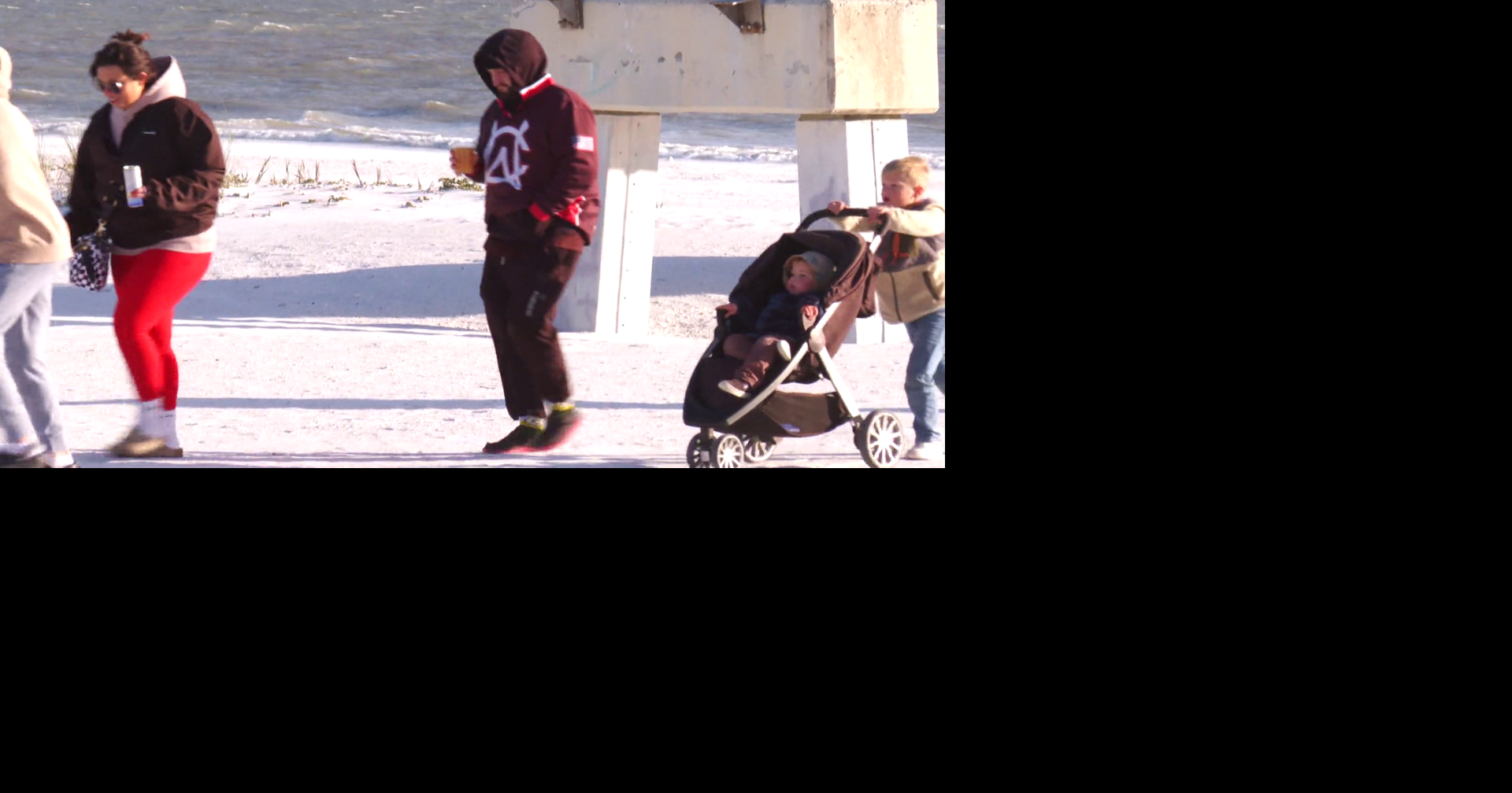 Cold snap hits Fort Myers Beach, food trucks face tough times | Lee ...