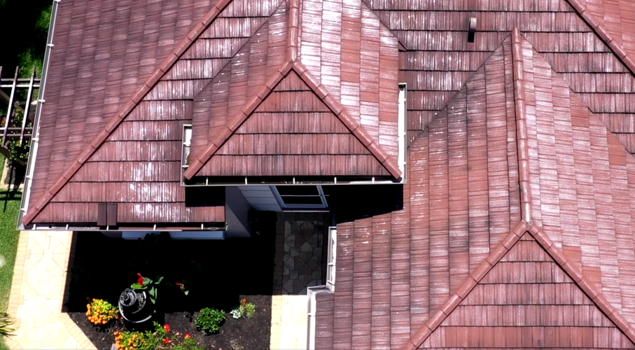 ‘This isn't right’: Lehigh Acres woman stuck with deteriorating roof ...