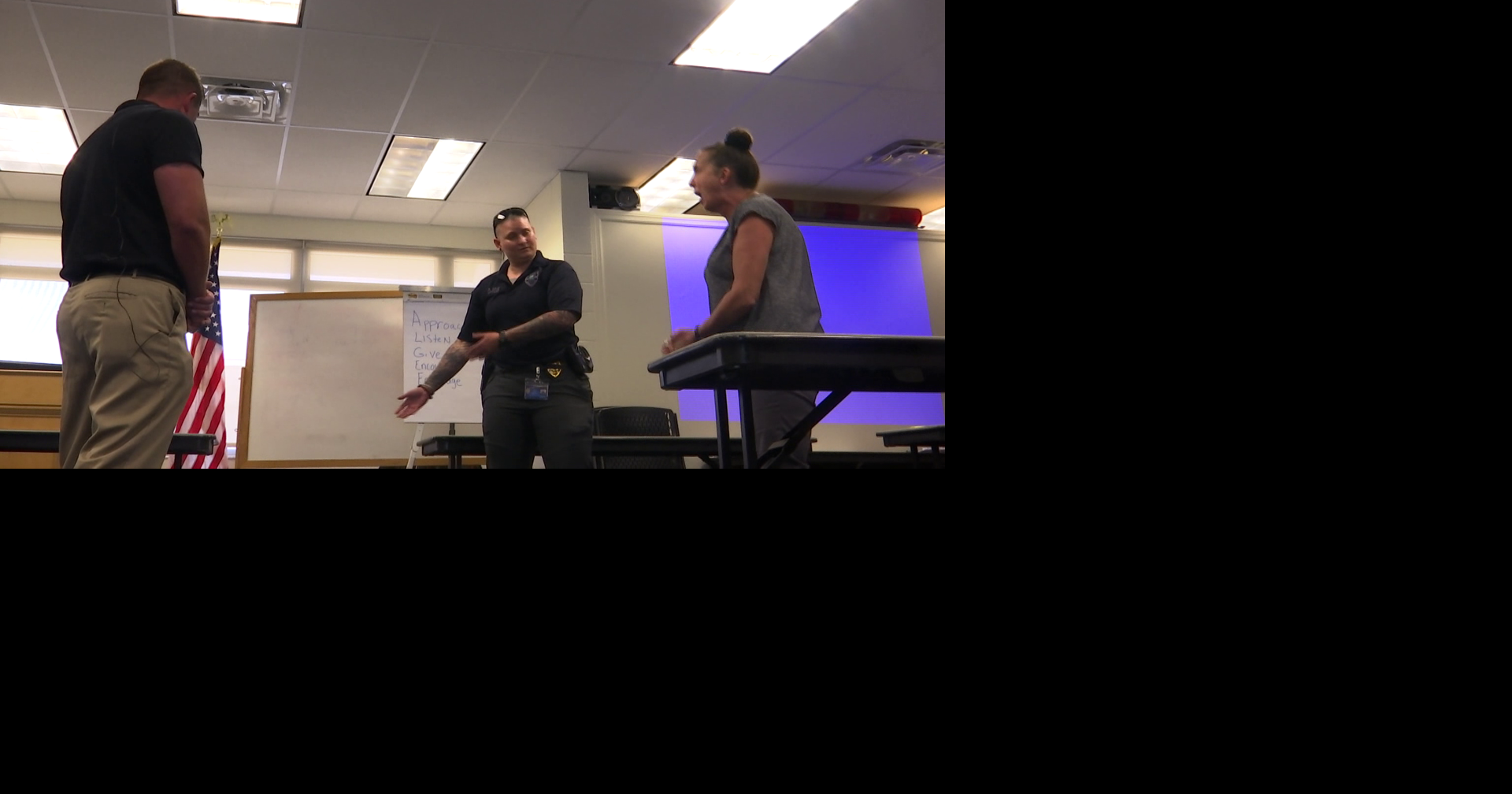 SWFL police officers and deputies get crisis intervention training from ...