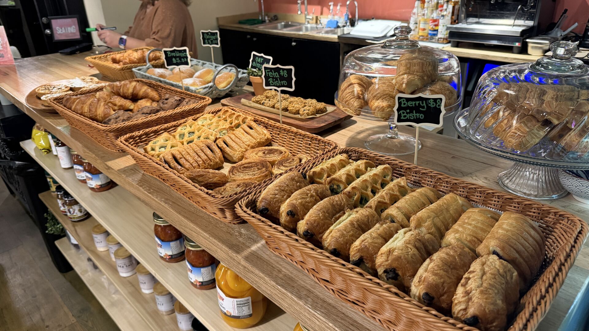 Bayshore Bodega Waterfront Café brews community in Naples | WINK Stop ...