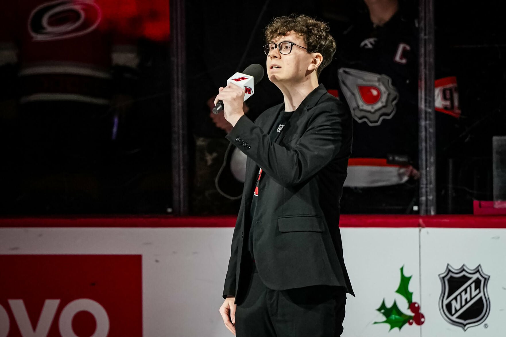 Carolina Hurricanes anthem singer touched by praise for bilingual 'O ...