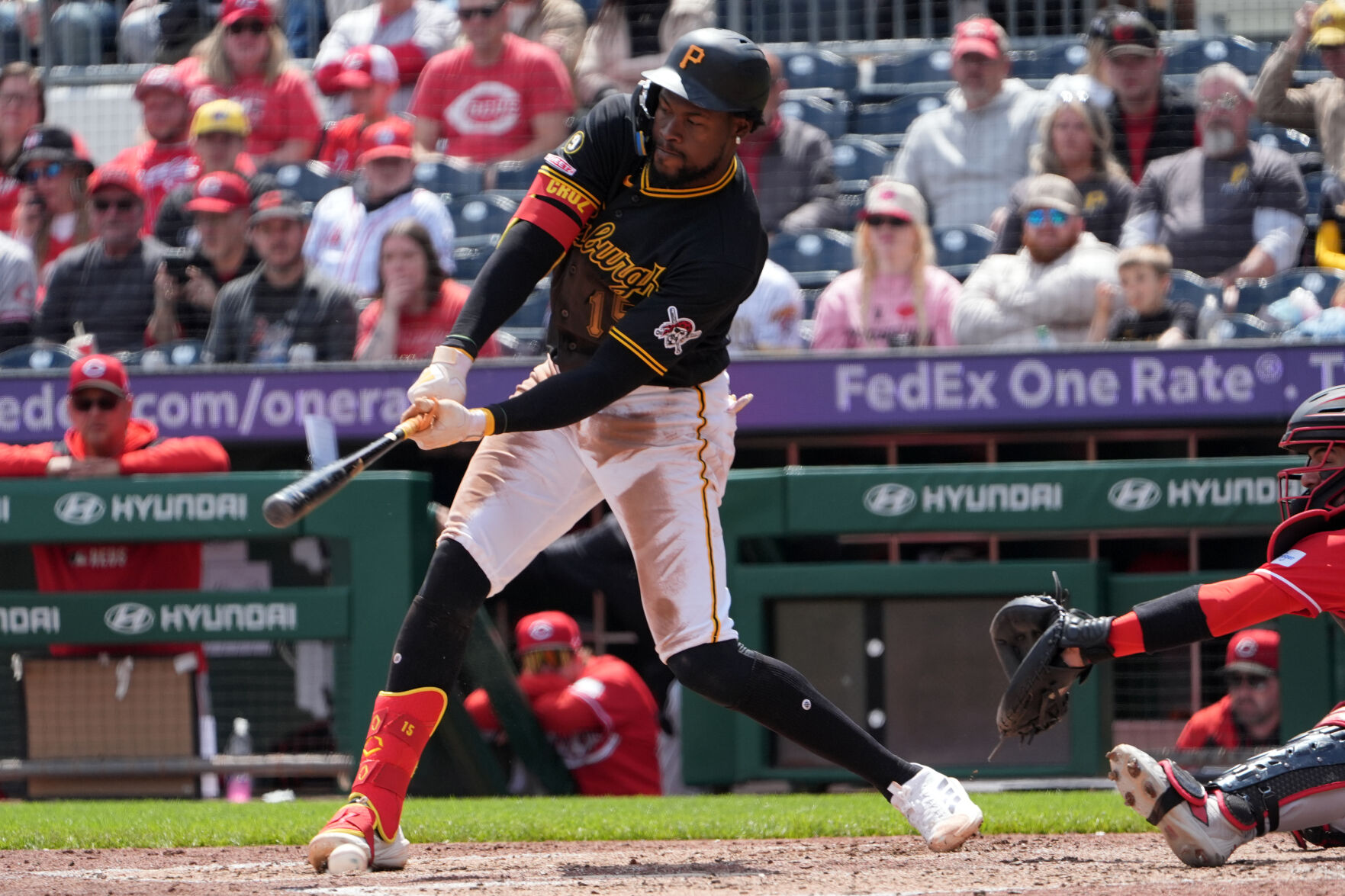 Cruz delivers go-ahead hit in the 8th as Pirates top Reds 1-0 to ...
