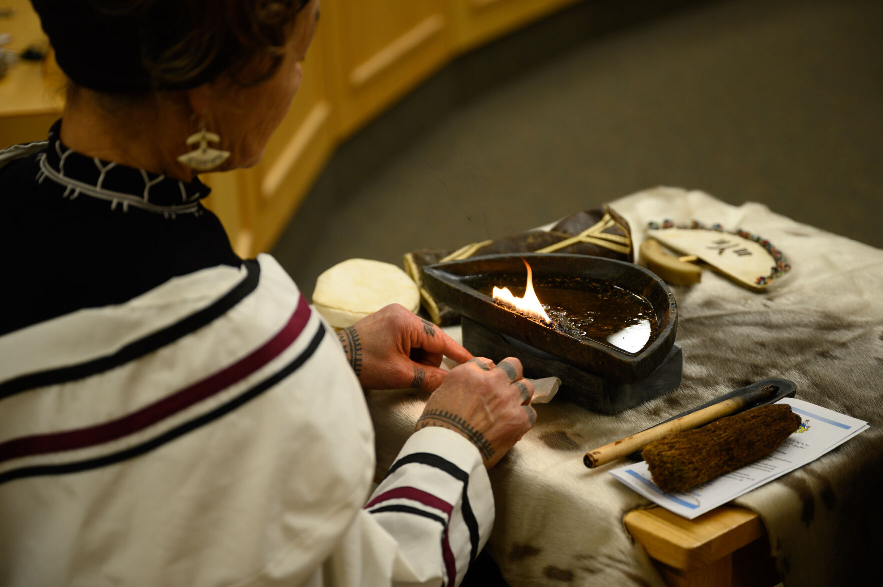 Inuit lamp symbol approved for headstones at national military cemetery ...