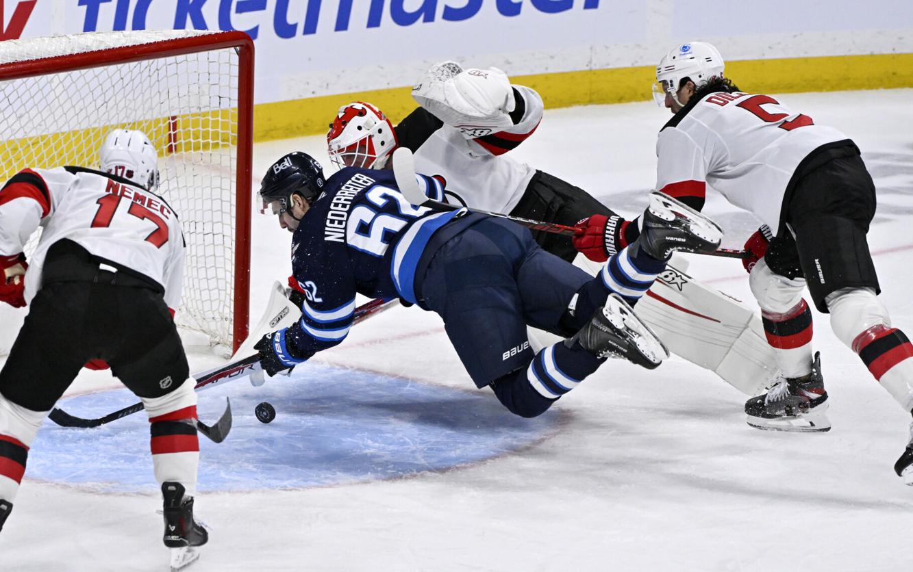 Jets looking for a ‘greasy’ approach against the Devils | Sports ...