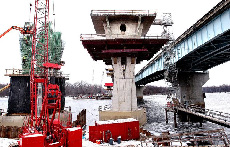 Winona, Dresbach bridge projects receive industry honors