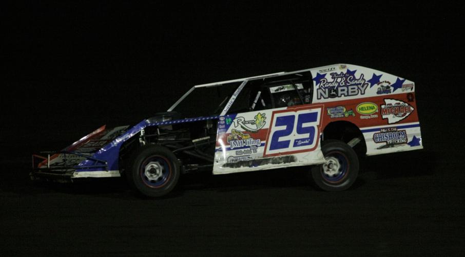 Mississippi Thunder Speedway: Joe Chisholm dominates USRA B-Mods in K ...