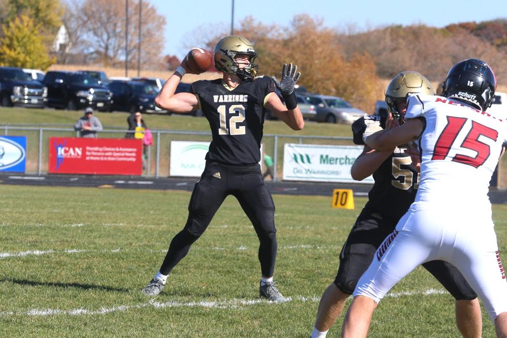 Ethan Stendel leads Caledonia past Lewiston-Altura football