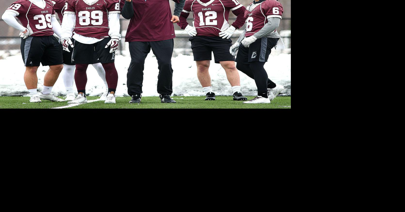 UW-La Crosse football: WRs coach Isaac Fruechte hoping Vikings give him ...