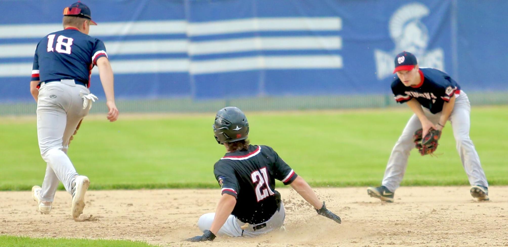 IN PHOTOS: Eau Claire American Legion Post #53 Slides Past LeJetz