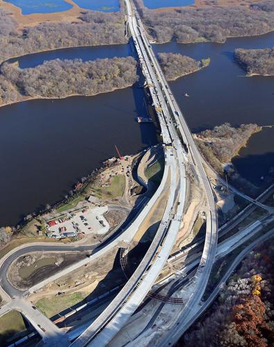 Winona, Dresbach bridge projects receive industry honors